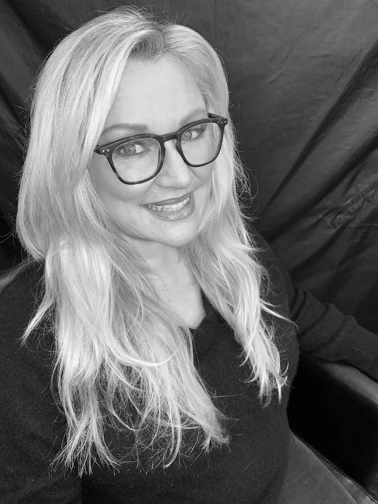 Sanna Seppanen - Independent Artist Group