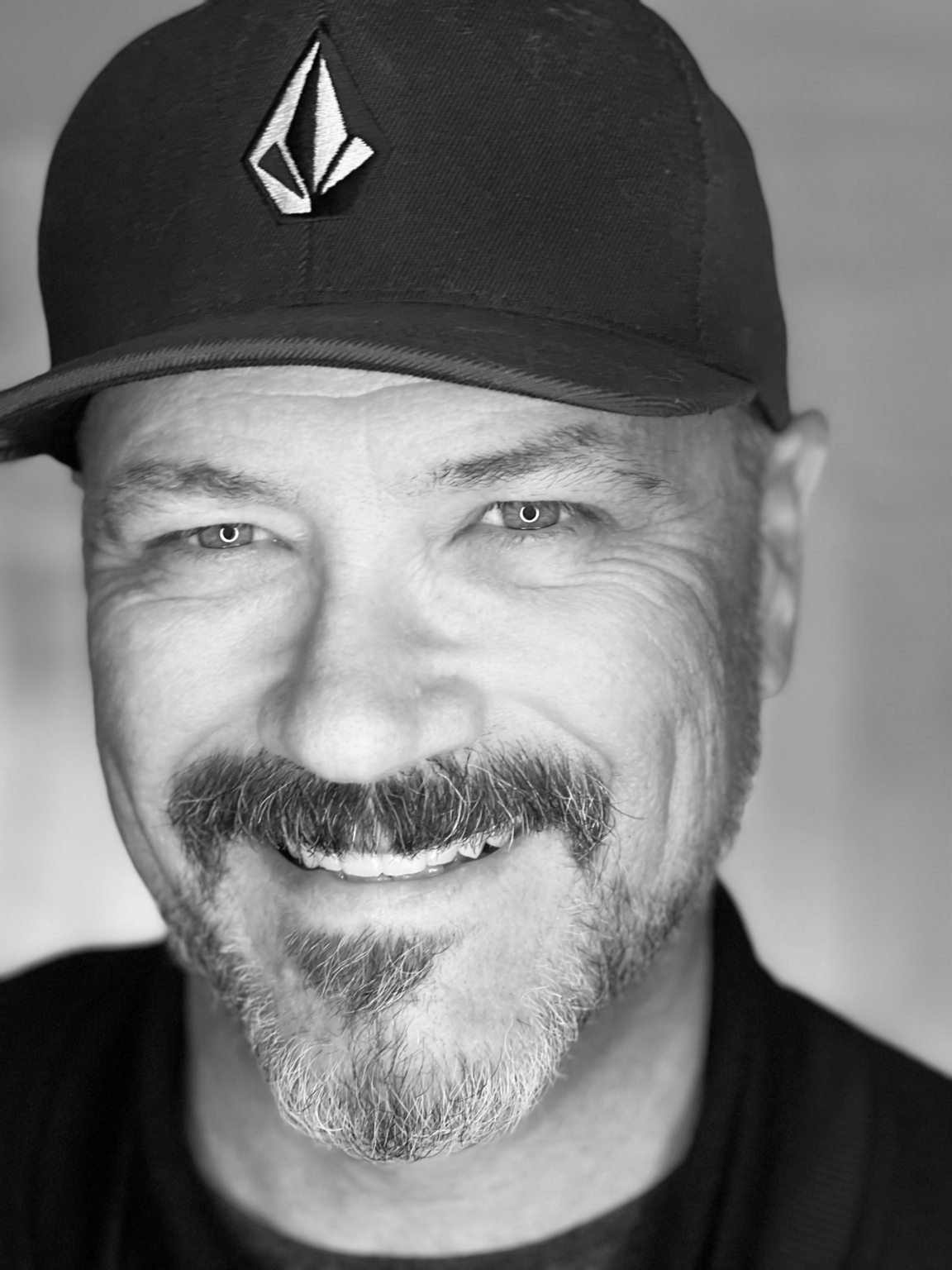 Miklos Wright - Independent Artist Group